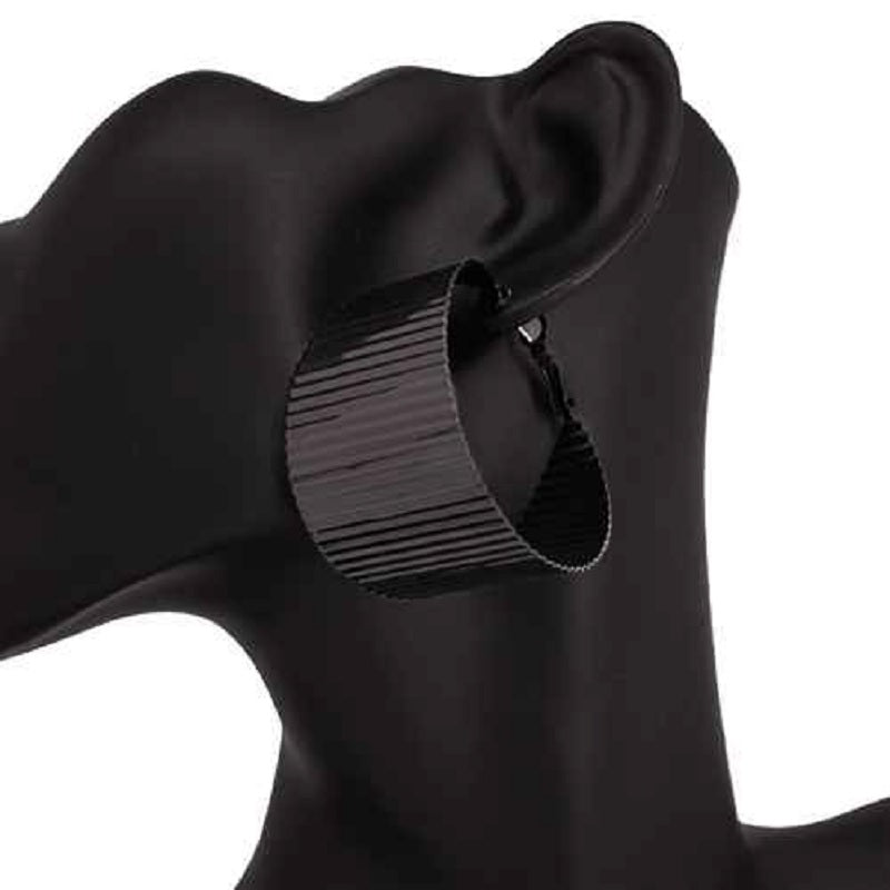 Black Metal Hoop Earrings ( 4242 BK ) – Ohmyjewelry.com