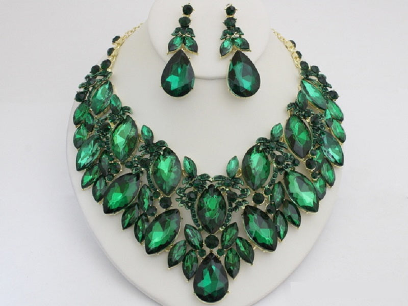 GOLD EMERALD GREEN NECKLACE SET ( 20625 GEME ) – Ohmyjewelry.com